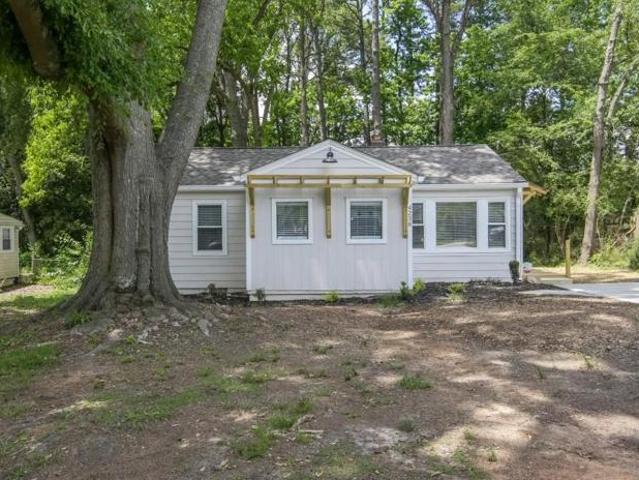 4238 Hanes Dr, Decatur, GA 30035