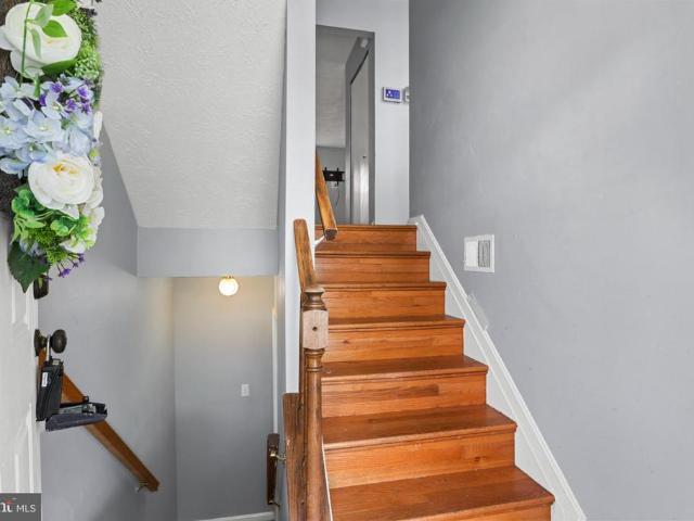 4239 Drake Court