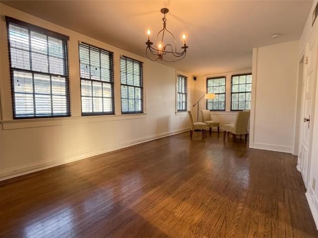 4239 St Charles Avenue # c