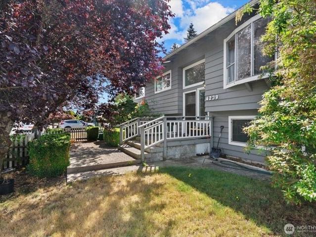 4239 S 290th St, Auburn, WA 98001