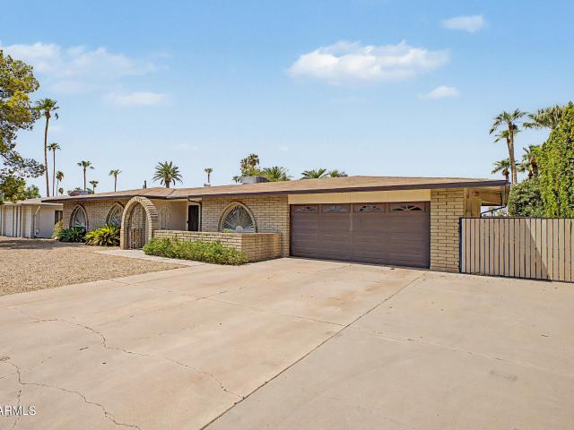 4230 N 87TH Place