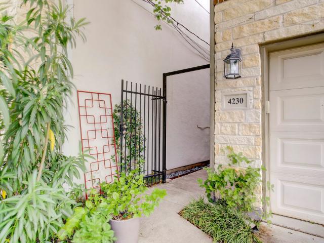 4230 Drake St, Houston, TX 77005 | MLS #96731 | Compass