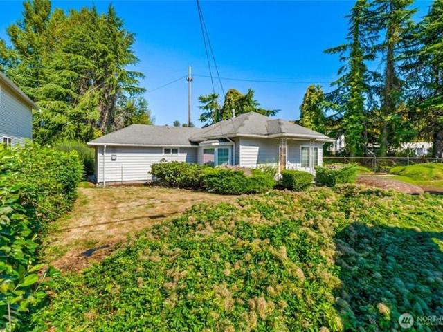 4230 S 116th St, Tukwila, WA 98168