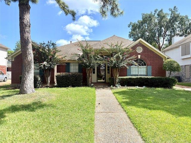 4230 Torrey Creek Ln, Houston, TX 77014
