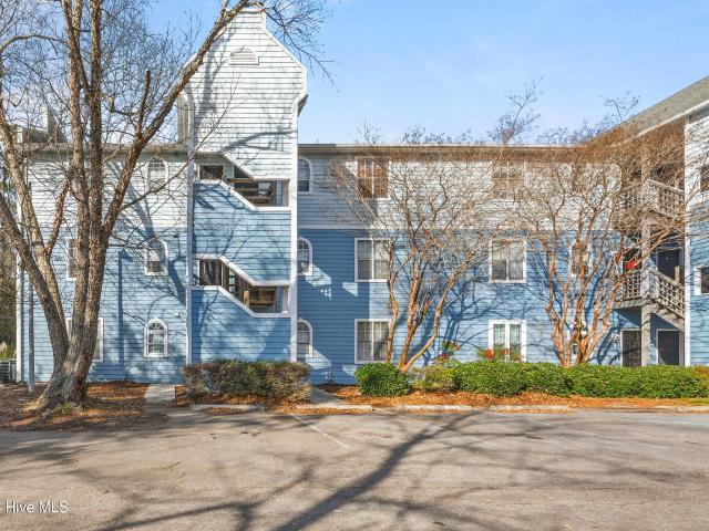 4230 Wilshire Blvd, Unit 301, Wilmington, NC 28403 | MLS #100551 | Compass