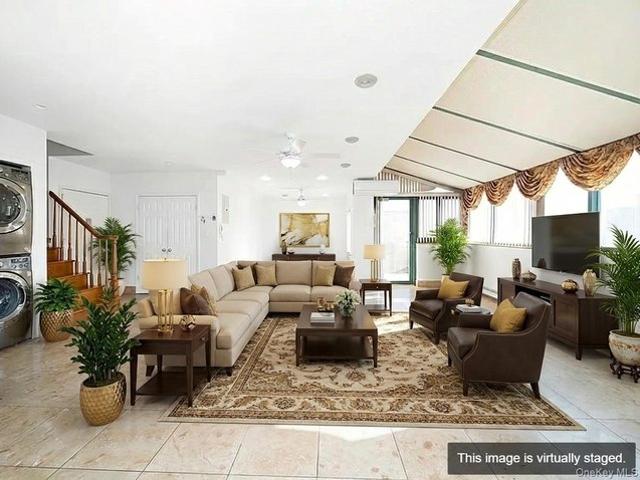 4231 Colden St Apt F7B, Flushing, NY 11355