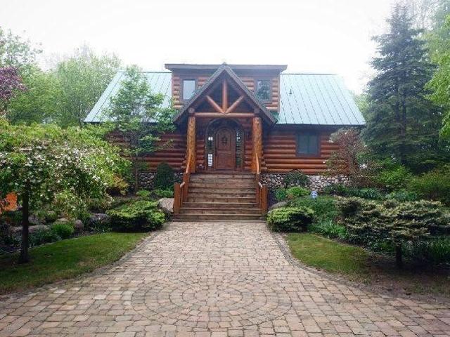 4231 Wildwood Lane
