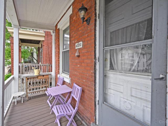 4232 Kirby Avenue