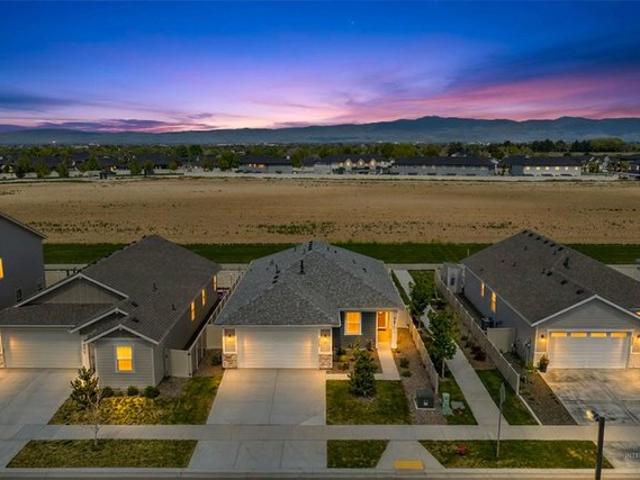 4232 S Graycliff Way, Meridian, ID 83642