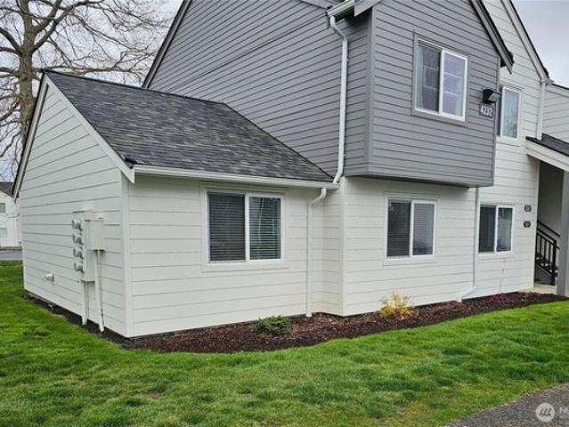 4232 Wintergreen Cir Apt 161, Bellingham, WA 98226
