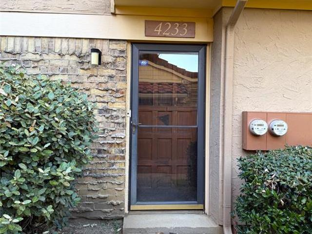 4233 Madera Road # 4