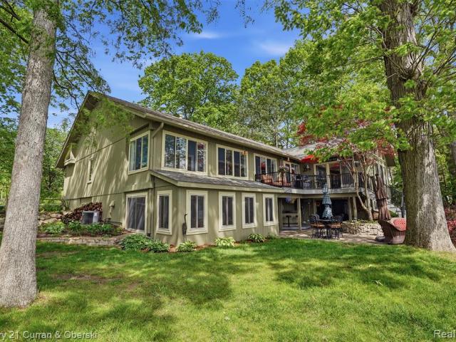 4233 Blain Island Road