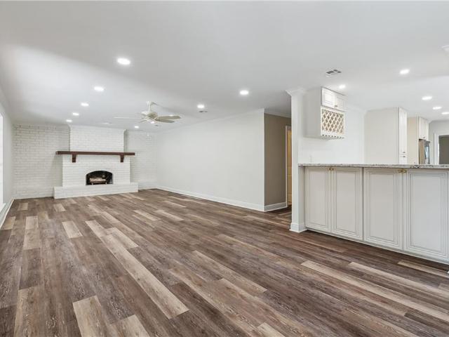 4233 Bordeaux Drive
