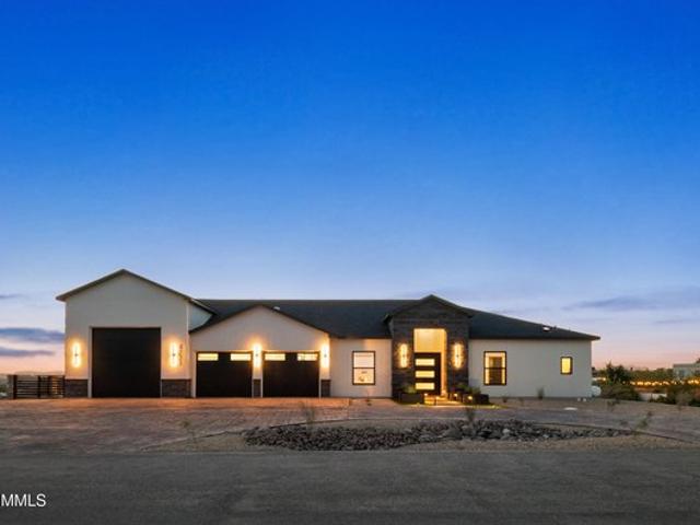 4233 Colt Rd, Las Cruces, NM 88011
