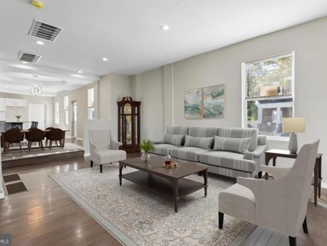 4233 E Howell St, Philadelphia, PA 19135