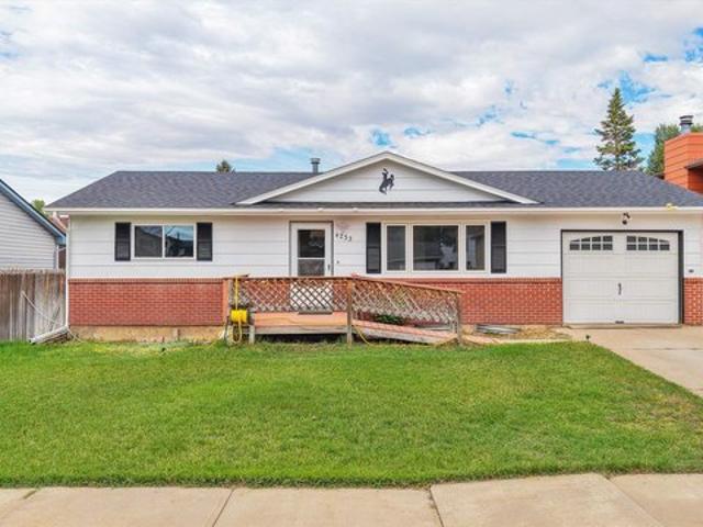 4233 Grays Gable Rd, Laramie, WY 82072