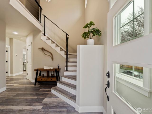 4233 th Place SE