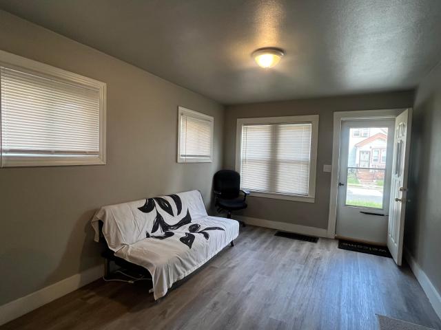 4233 W Sieben Pl