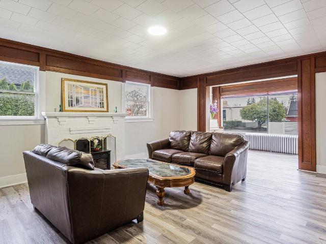 423 2nd Street Northeast Studio Apartment for Rent at 423 2nd St Ne, Puyallup, WA 98372