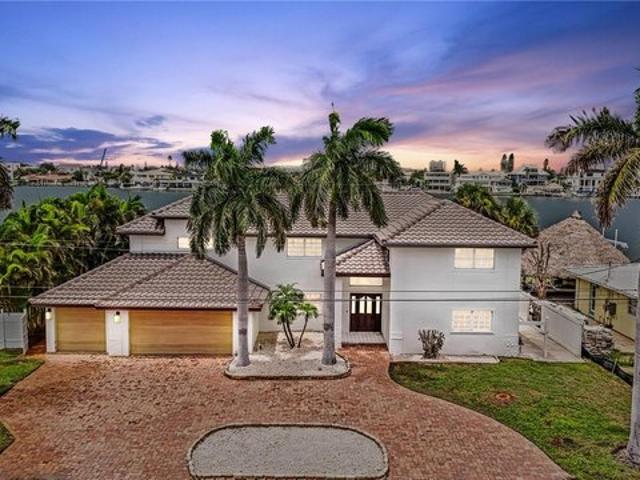 423 55th Ave, Saint Pete Beach, FL 33706