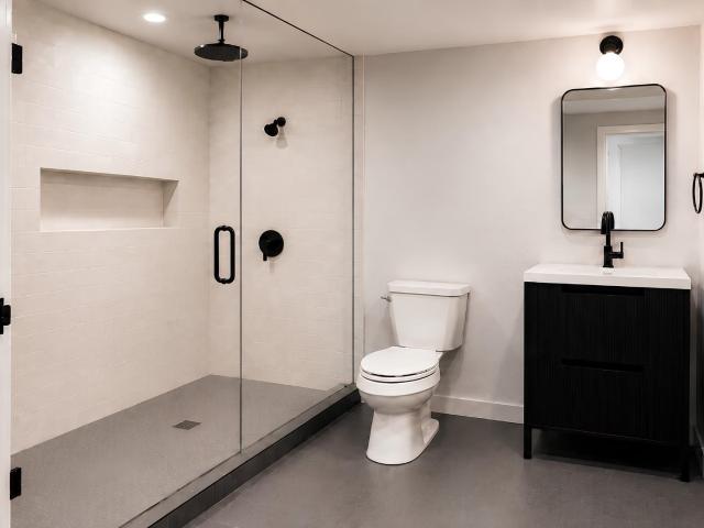 423 6th st # pent house