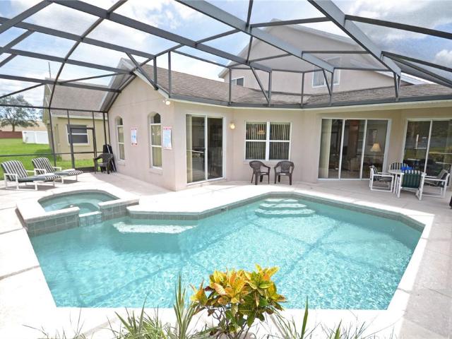 423 Corvina Dr, Davenport, FL 33897 | MLS #S5146