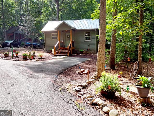 423 Chimney Ridge