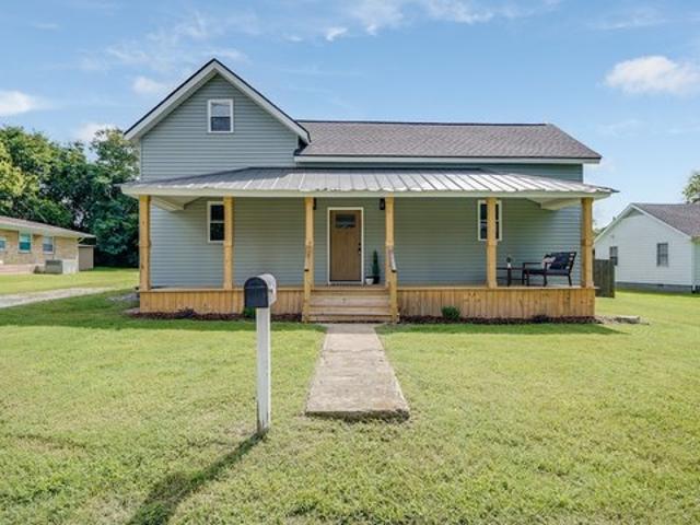 423 Anderson St, Gallatin, TN 37066