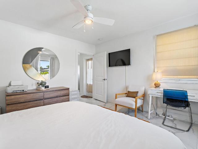 423 Avenida Alegre, West Palm Beach, FL 33405 | MLS #B26045