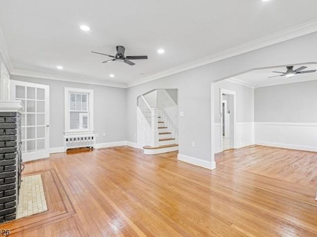 423 E Lincoln Ave, Roselle Park, NJ 07204