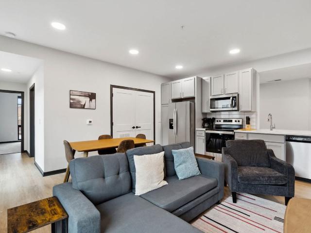 423 East Michigan Street 2 Bedroom Apartment for Rent at 423 E Michigan St #1541773P, Indianapolis, IN 46204 Downtown Indianapolis