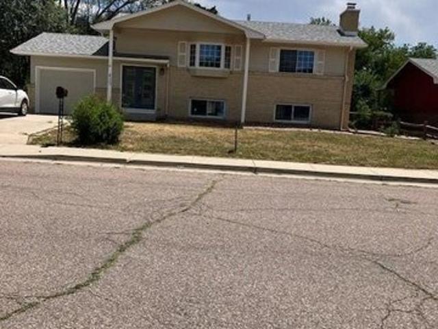 423 Eudora St, Colorado Springs, CO 80911