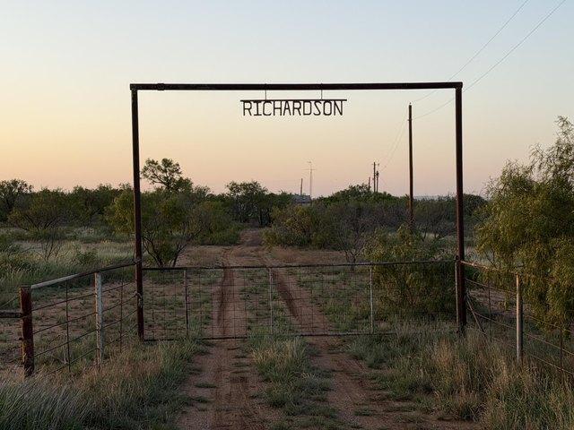 423 FM 261, Spur, TX 79370