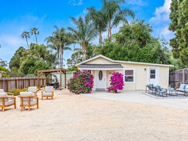 423 Flora Vista Dr, Santa Barbara, CA 93109