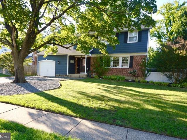 423 Old Orchard Rd, Cherry Hill, NJ 08003