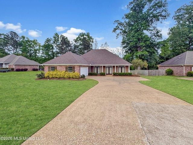 423 Old Town Cir, Brandon, MS 39042