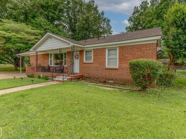 423 Laughrun Drive