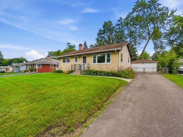 423 Lawrence Ave, Grayslake, IL 60030