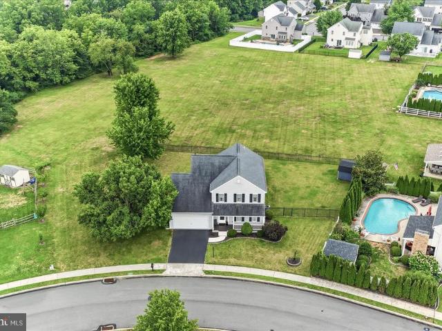 423 Larchwood Drive