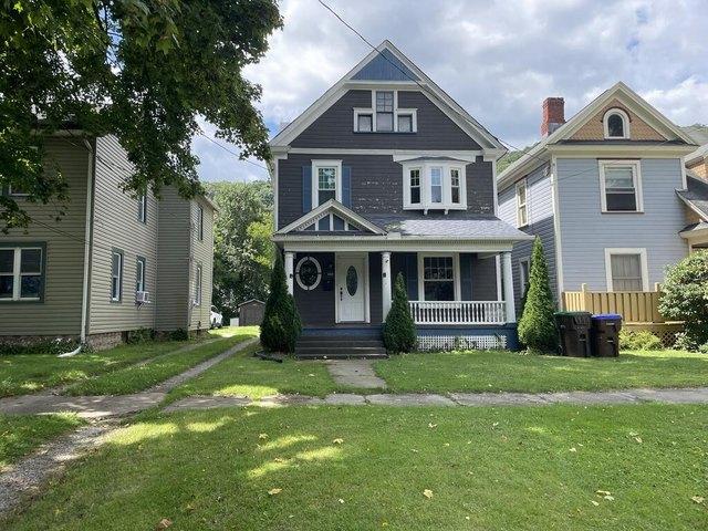 423 Liberty St, Franklin, PA 16323