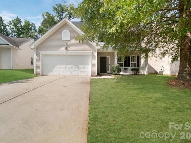 423 Mountain Quail Dr, Charlotte, NC 28216