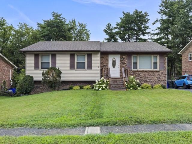 423 Monticello Blvd, Lexington, KY 40503