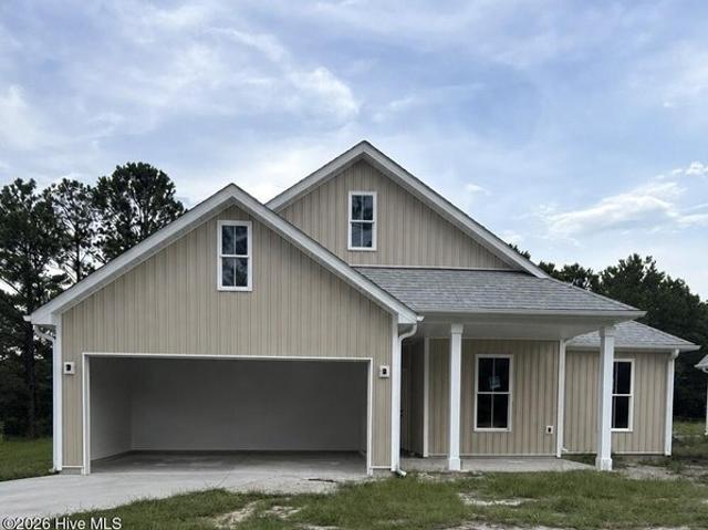 423 Morris Landing Rd, Holly Ridge, NC 28445