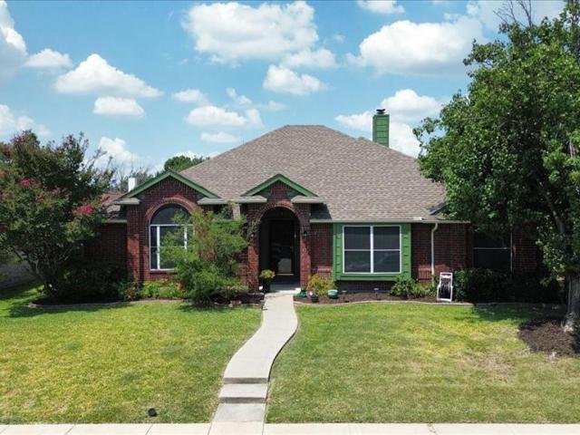 423 N Winding Oaks Drive