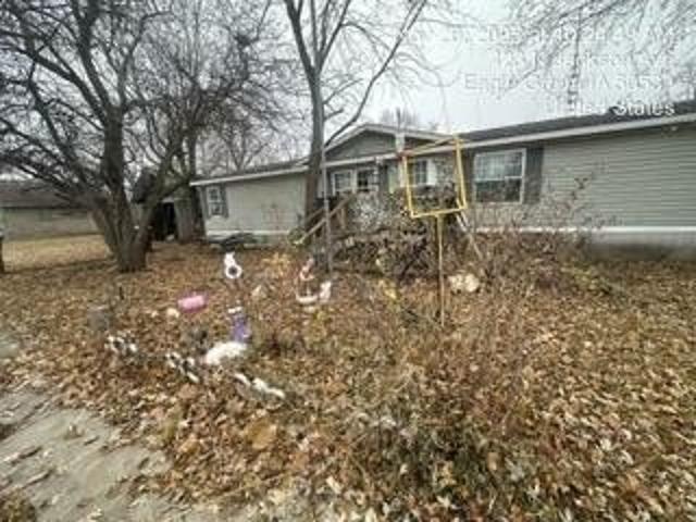 423 N Jackson Ave, Eagle Grove, IA 50533