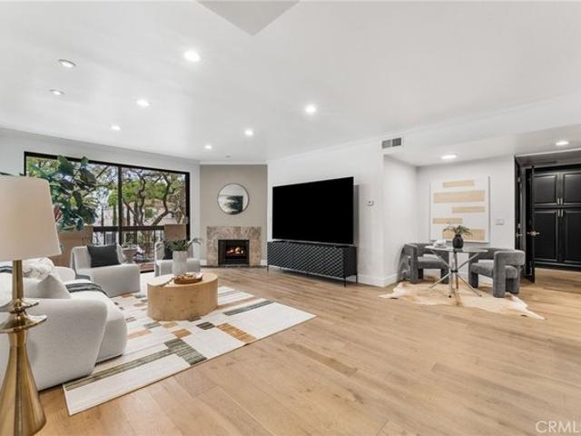 423 N Palm Dr Apt 108, Beverly Hills, CA 90210