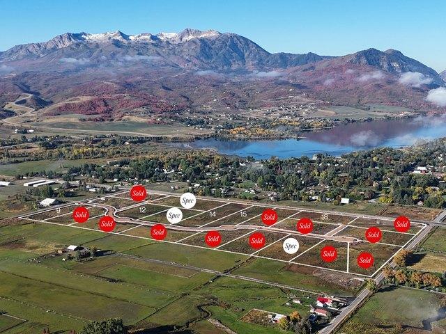 423 S 7900 St E Unit 12, Huntsville, UT 84317