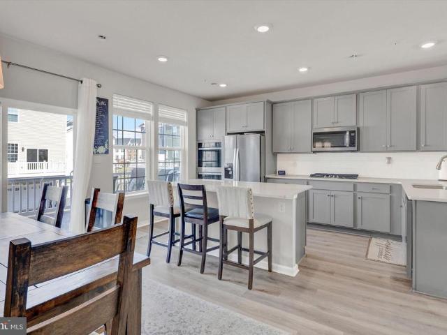 423 Smithworks Boulevard