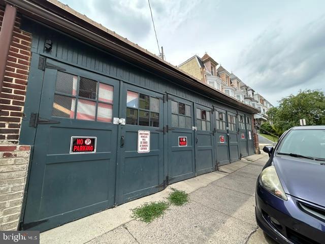 423 Spring Street