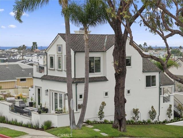 423 Poppy Ave, Corona Del Mar, CA 92625